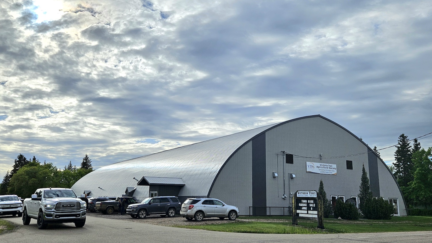 VTAS Indoor Arena Reopened! - Victoria Trail Agricultural Society